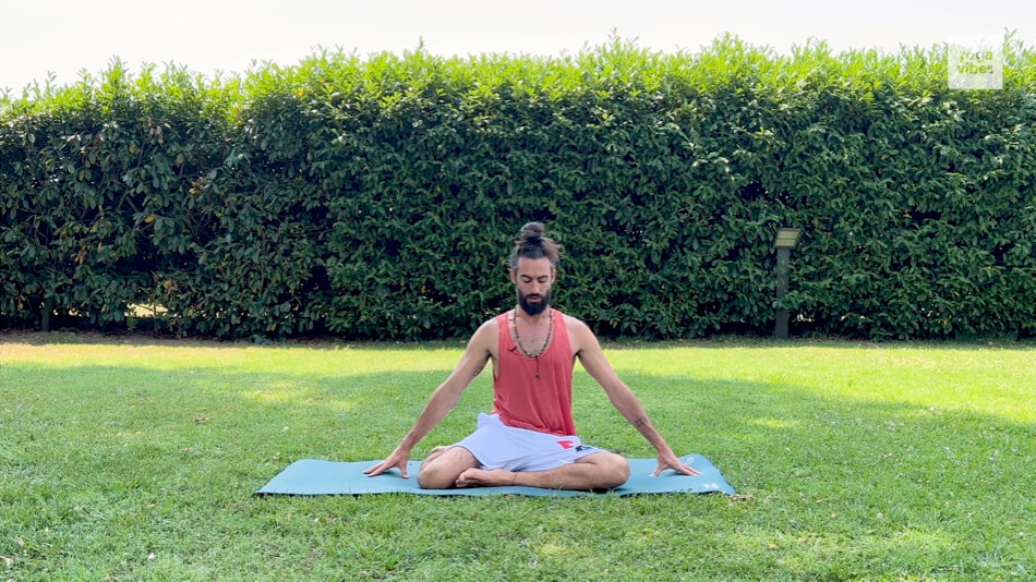 Migliora la concentrazione - Lezione di yoga online - Yoga Vibes